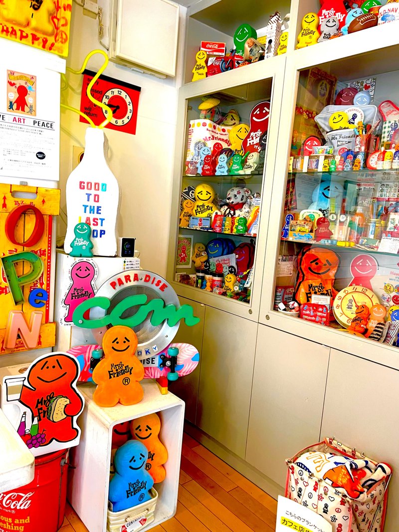 MR.FRIENDLY Cafe（ミスター・フレンドリー カフェ）探訪｜Ron