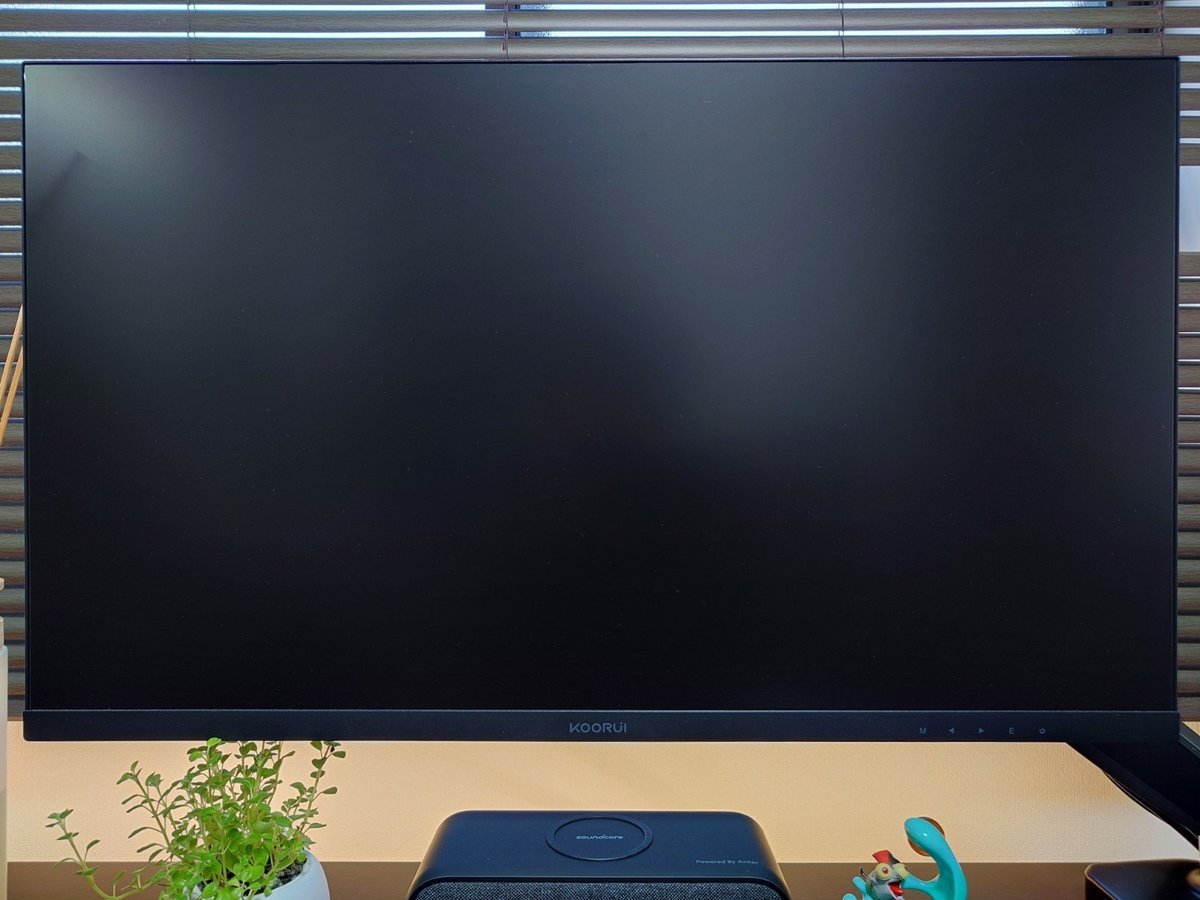 Emuのゲーマーじゃない人のゲーミングデスクツアー2024｜EmuLog＠在宅ワーク&ガジェット好き&物欲解放の備忘録