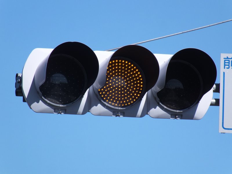 前橋市文京町四丁目、天川町、朝倉町にあるオール小糸TK2・コイトTC2と京三VAC型LED右折矢印灯、小糸おにぎり3代目網目レンズ歩灯｜光山祐弥