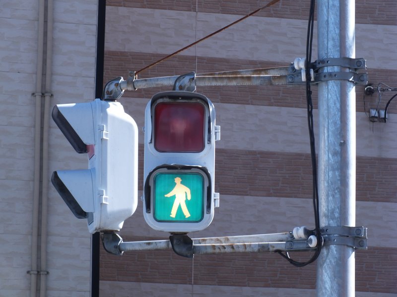 前橋市文京町四丁目、天川町、朝倉町にあるオール小糸TK2・コイトTC2と京三VAC型LED右折矢印灯、小糸おにぎり3代目網目レンズ歩灯｜光山祐弥