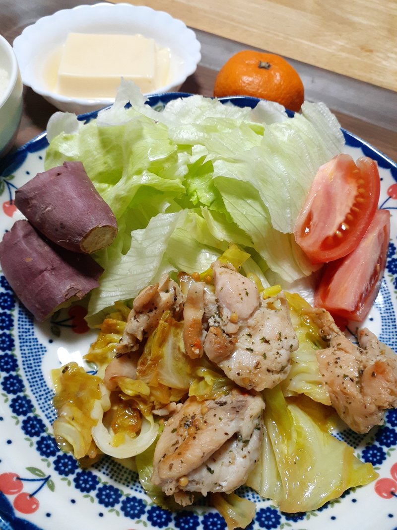 『チキンのバジル焼き🐔』(塩分1.3g)｜guttyo