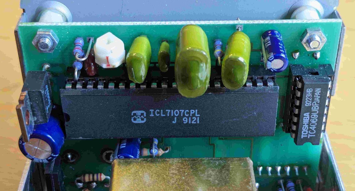 【家電修理記録1】 安定化電源｜NORI