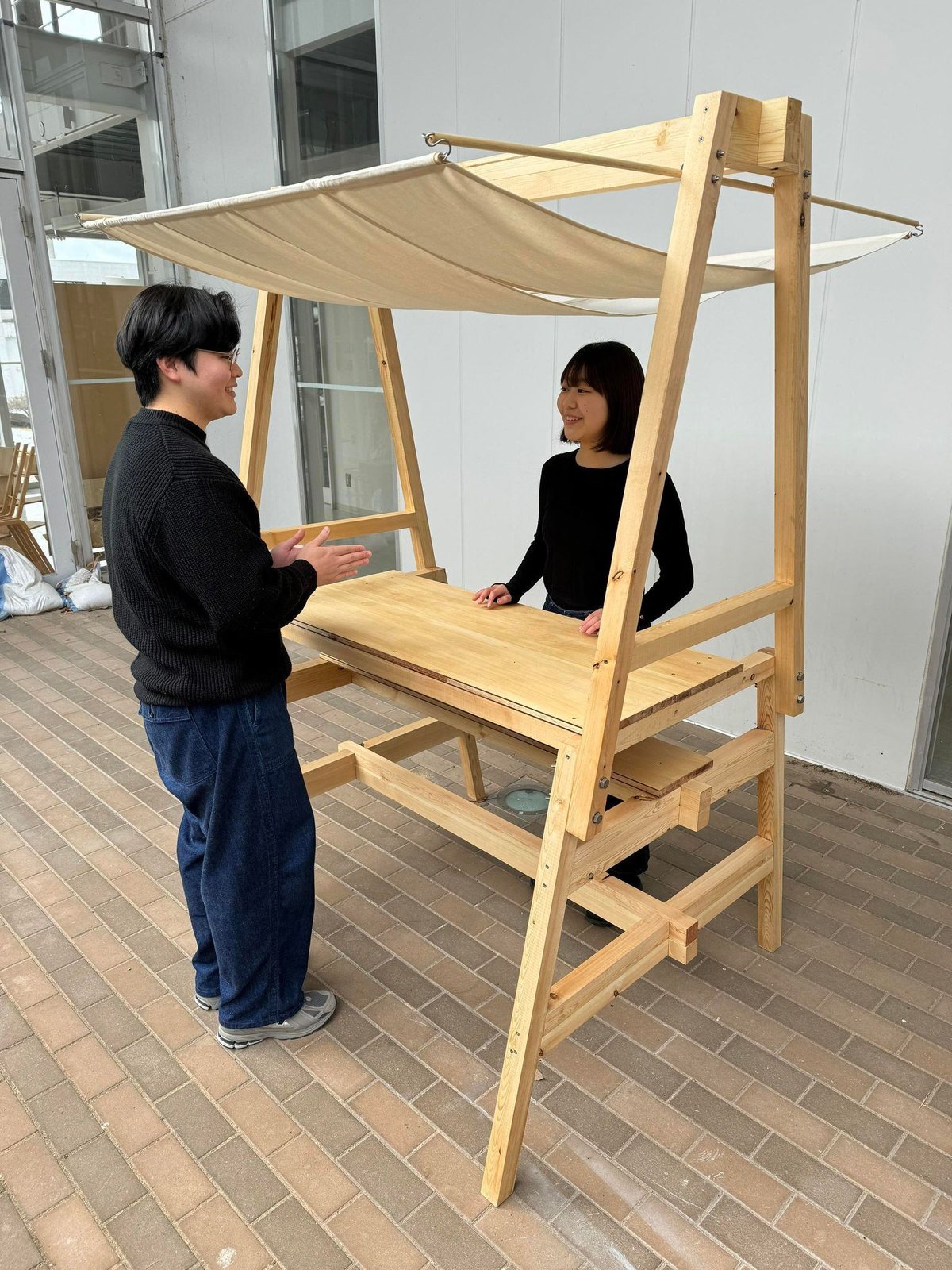 学科横断型プロジェクトで、組み立て式屋台「KOKAGE（こかげ）」を制作しました｜東北芸術工科大学企画構想学科田澤ゼミ