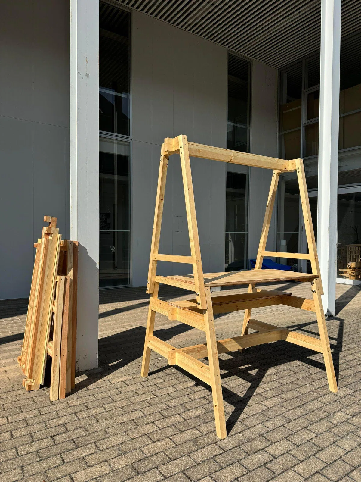 学科横断型プロジェクトで、組み立て式屋台「KOKAGE（こかげ）」を制作しました｜東北芸術工科大学企画構想学科田澤ゼミ