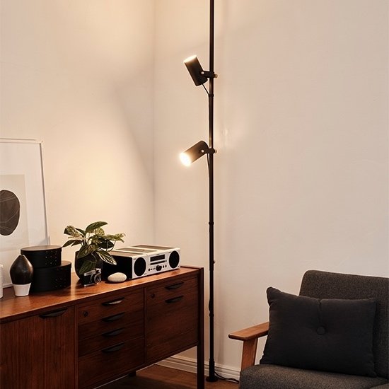 部屋の照明をもっと楽しみたい、くつろげるインテリアを考え直したい方のためのDRAW A LINEライティングシステム。｜AssistOn