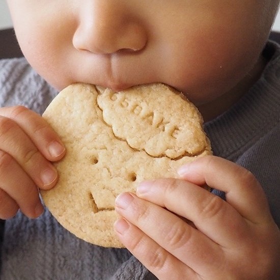 子供と楽しむ、やさしいクッキー【365BAKE にこちゃんビスケット】｜SUZU GROUP