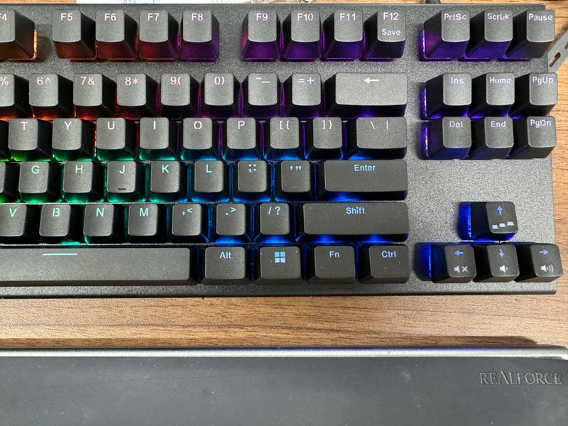 REAL FORCEのR3とGX1の使用感の違いについて｜金森俊亮＠公認会計士・税理士 ️ガジェット