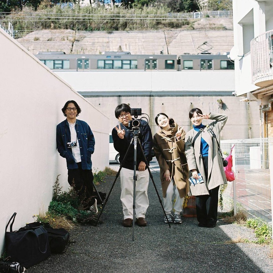 見つめるということ、見つめられるということ。｜HAMADA Hideaki