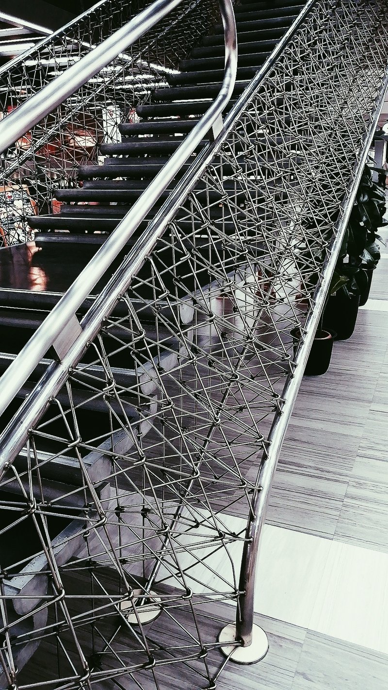 階段を愛でる｜馬場紀衣（iori baba）