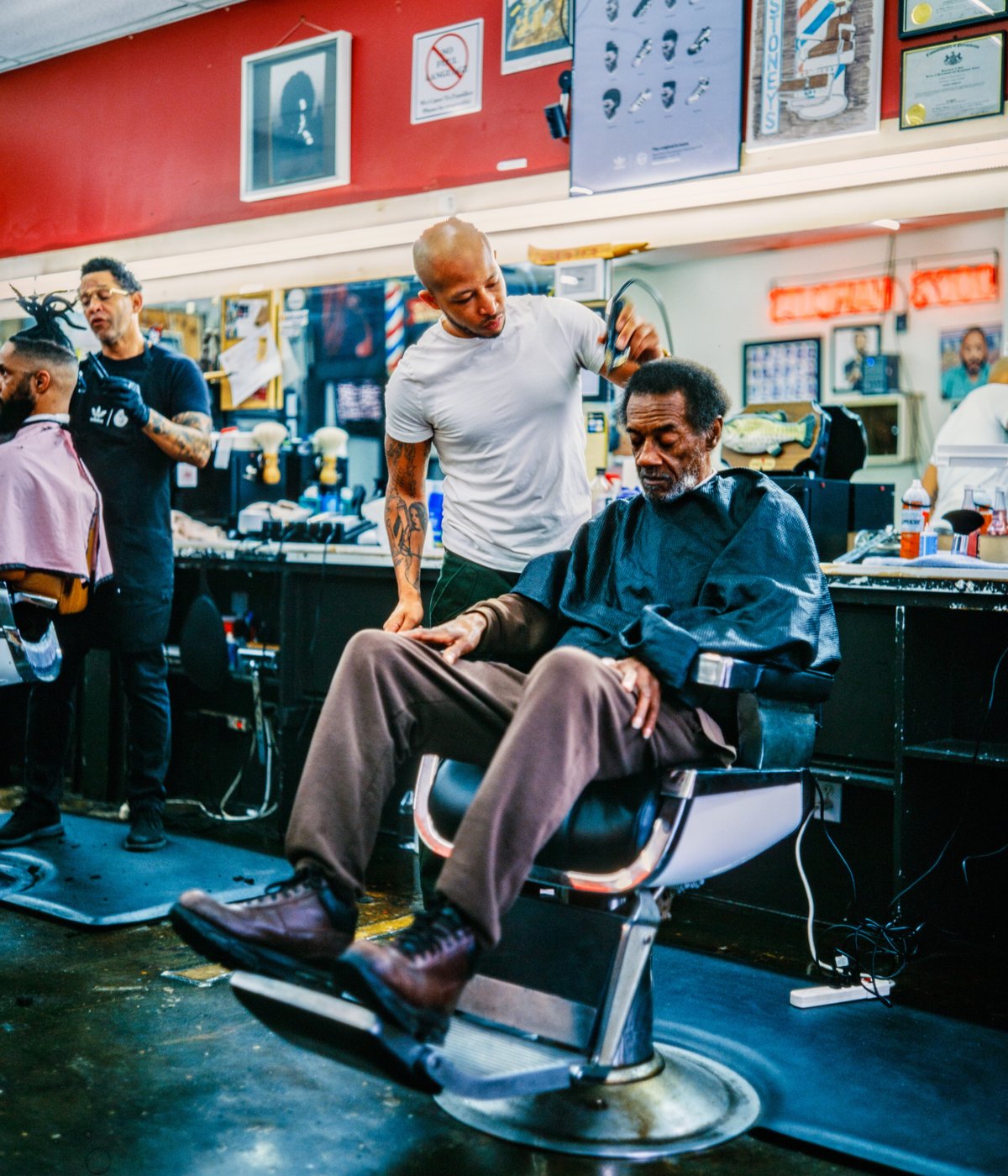 その場の印象と違うBarber Shop ｜MOJA MOJA