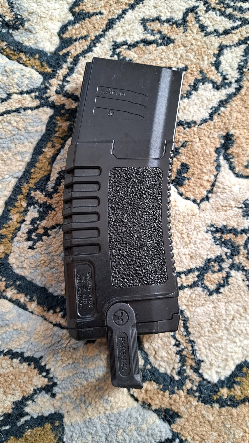 え！！マガジン重量比べを！？｜郭公