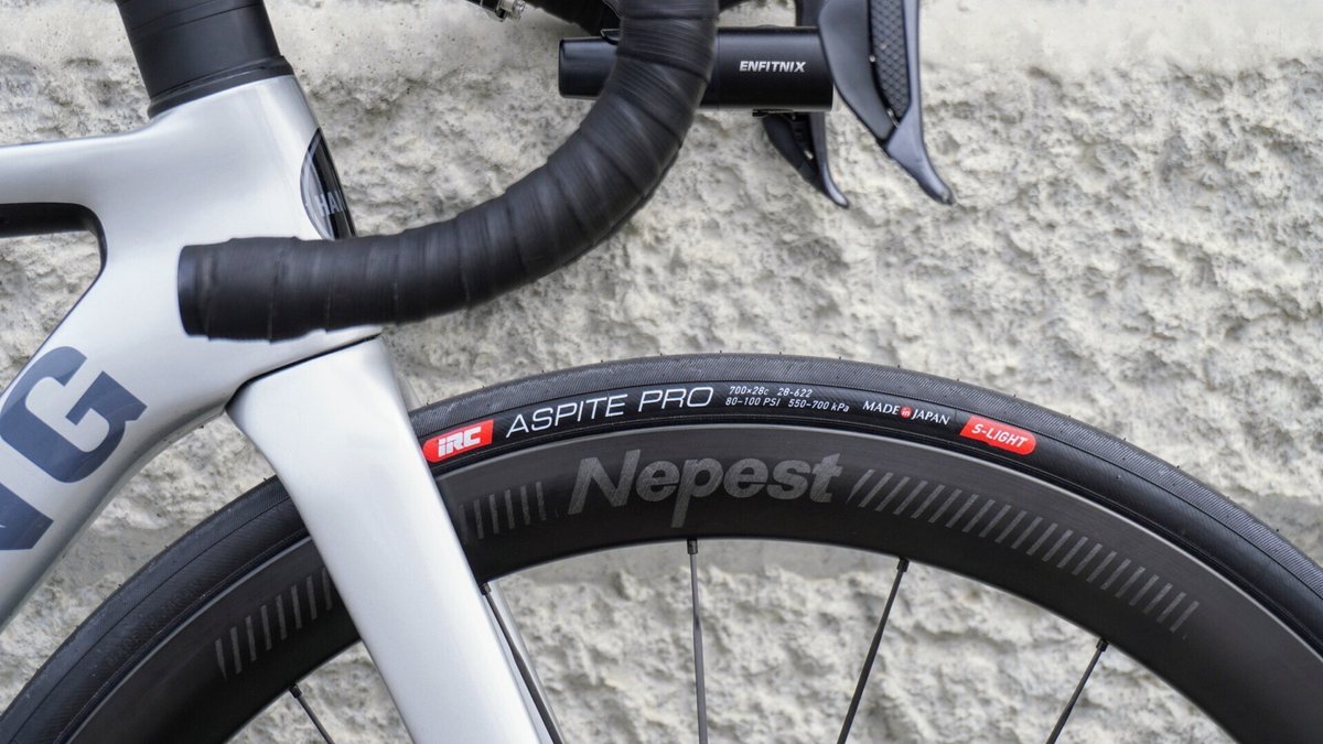 GP5000が良すぎて抜け出せない人 iRC ASPITE PRO S-LIGHT 28Cを導入 レビュー｜コンポ・DE・リング