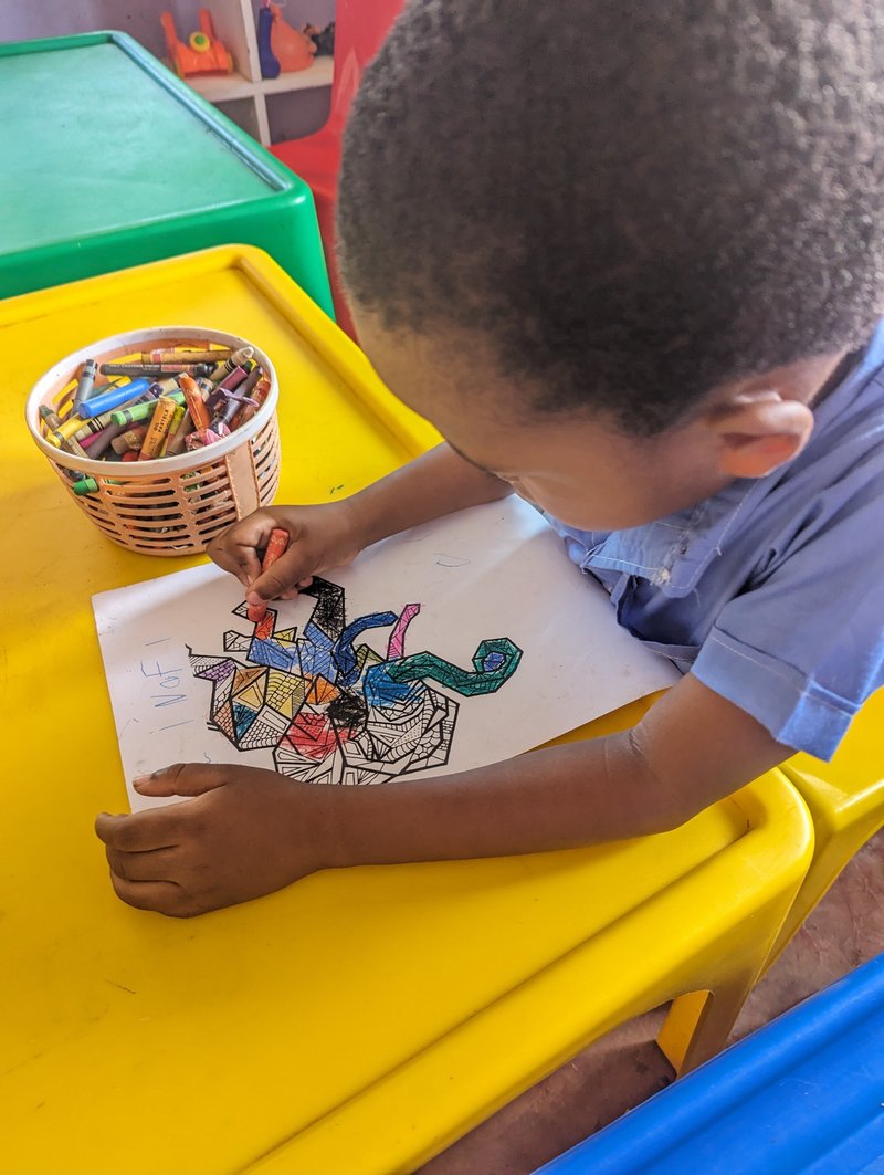 こども達と共創した思い出のアート作品も、せっかくなのでアートコンペに出してみようと思います。｜KENTA AOKI @ 会社員 × 塗り絵本作家 × ビール愛好家