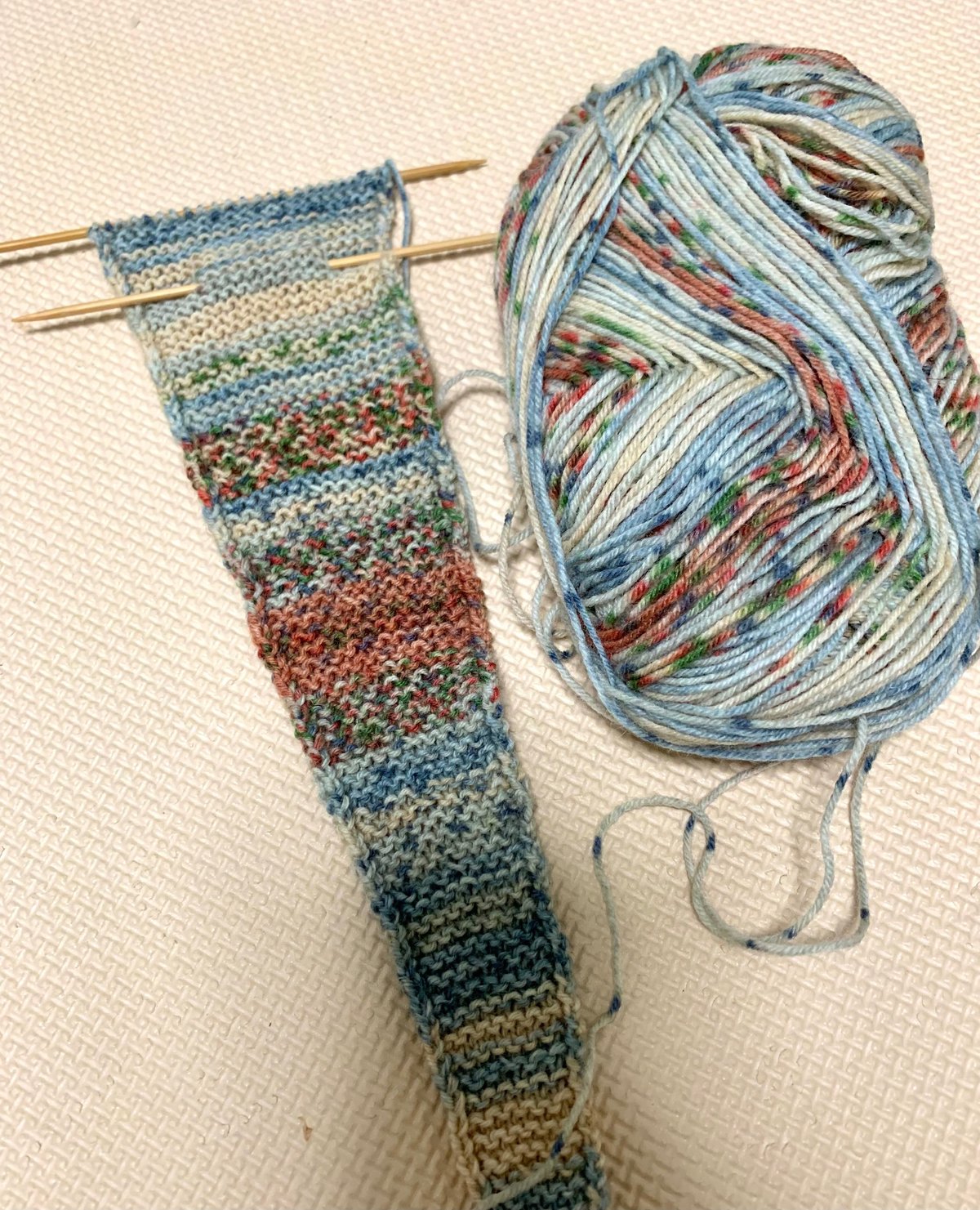 さて、この余り糸はどうするか｜cotto mou/心躍る手編み靴下作家の備忘録