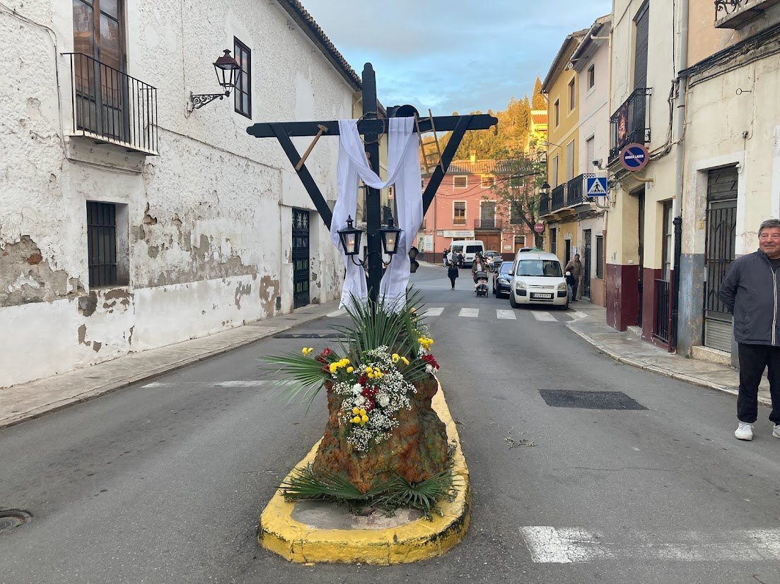 【スペインの聖週間と復活祭】ハティバの街で見た宗教行列｜Sachi. W