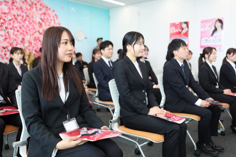 IBJ婚活アンバサダー《森香澄さん》 新卒入社式にサプライズ登場 ｜IBJ公式note