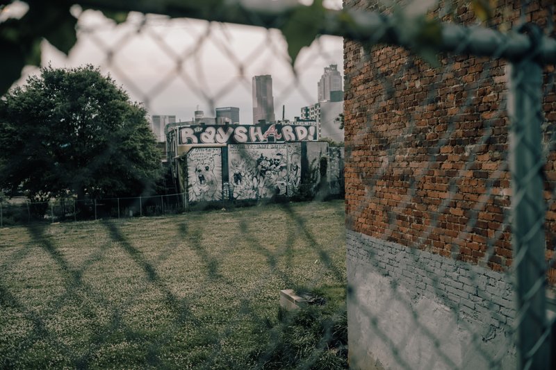 Edgewood AVE ｜MOJA MOJA