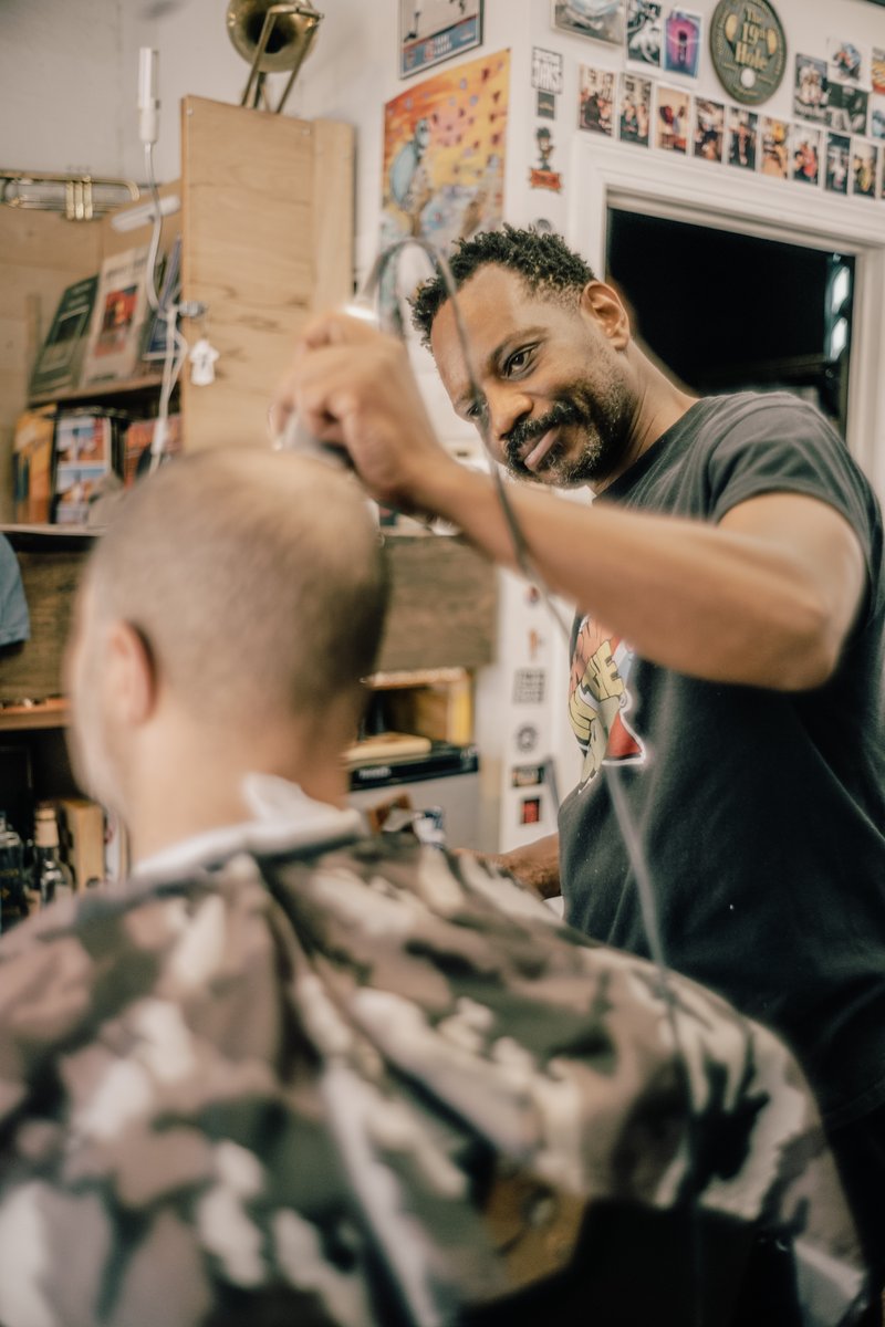 Barber Shop｜MOJA MOJA