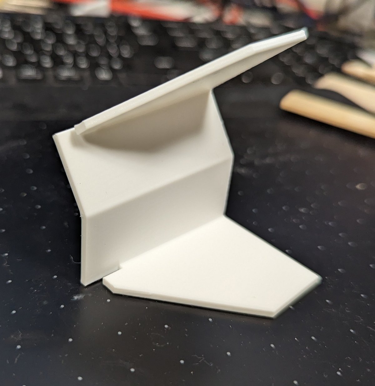 紙飛行機を作る TRAINER-2｜bry-ful