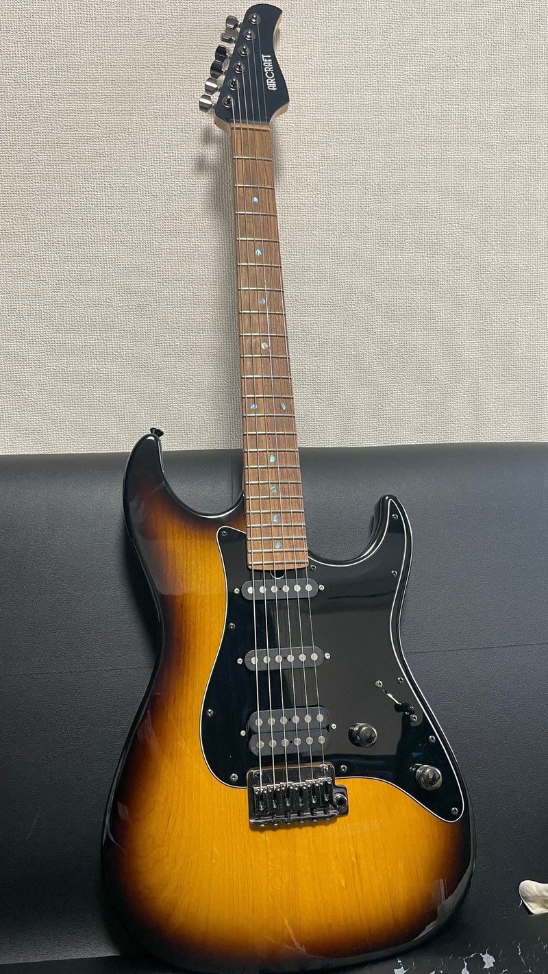 【ギター】メインで使ってるおギターの紹介｜Kanae Shizuno