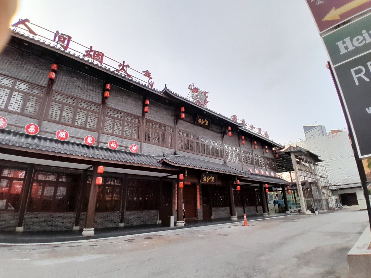 早朝のクアラルンプールをランニングして多様性を理解する - Trip クアラルンプール-マレーシア｜Ryoma Maeda