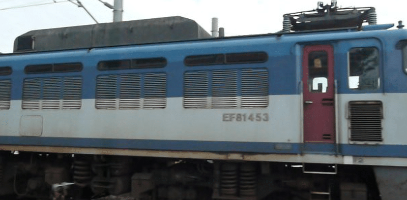 門司機関区のEF81｜AKC_nt3