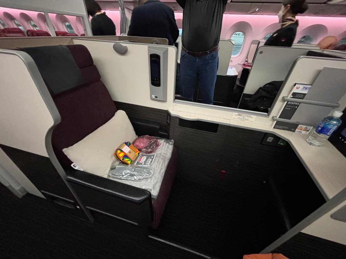 2024年GW 【JAL - JL773】成田 ️ メルボルン🇦🇺 JAL SKY SUITE ビジネスクラス搭乗記｜TATSUYA