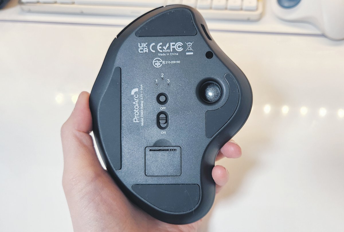 トラックボールマウスの新定番？/ProtoArc EM04とLogicool M575を徹底比較｜わちゃ