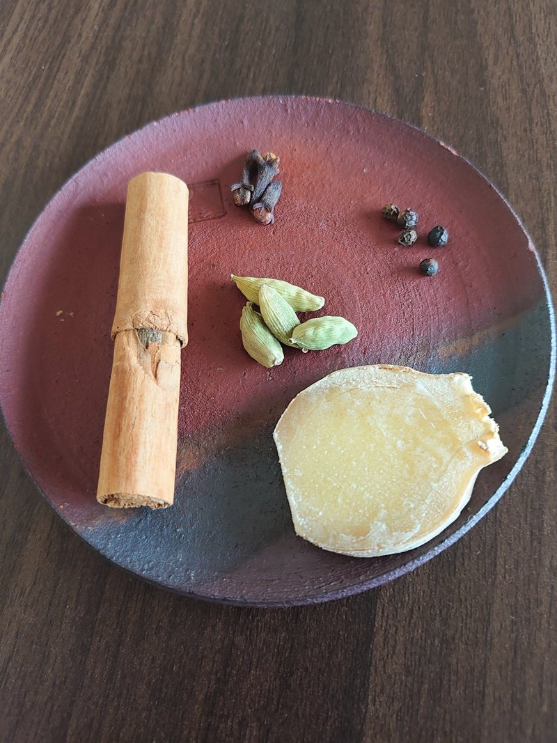 「ある」に気づいて「整える」〜彩irodori的アーユルヴェーダ解釈〜｜自然療法🌱薬剤師/ハーブボール調合師のnote｜彩irodori AYA