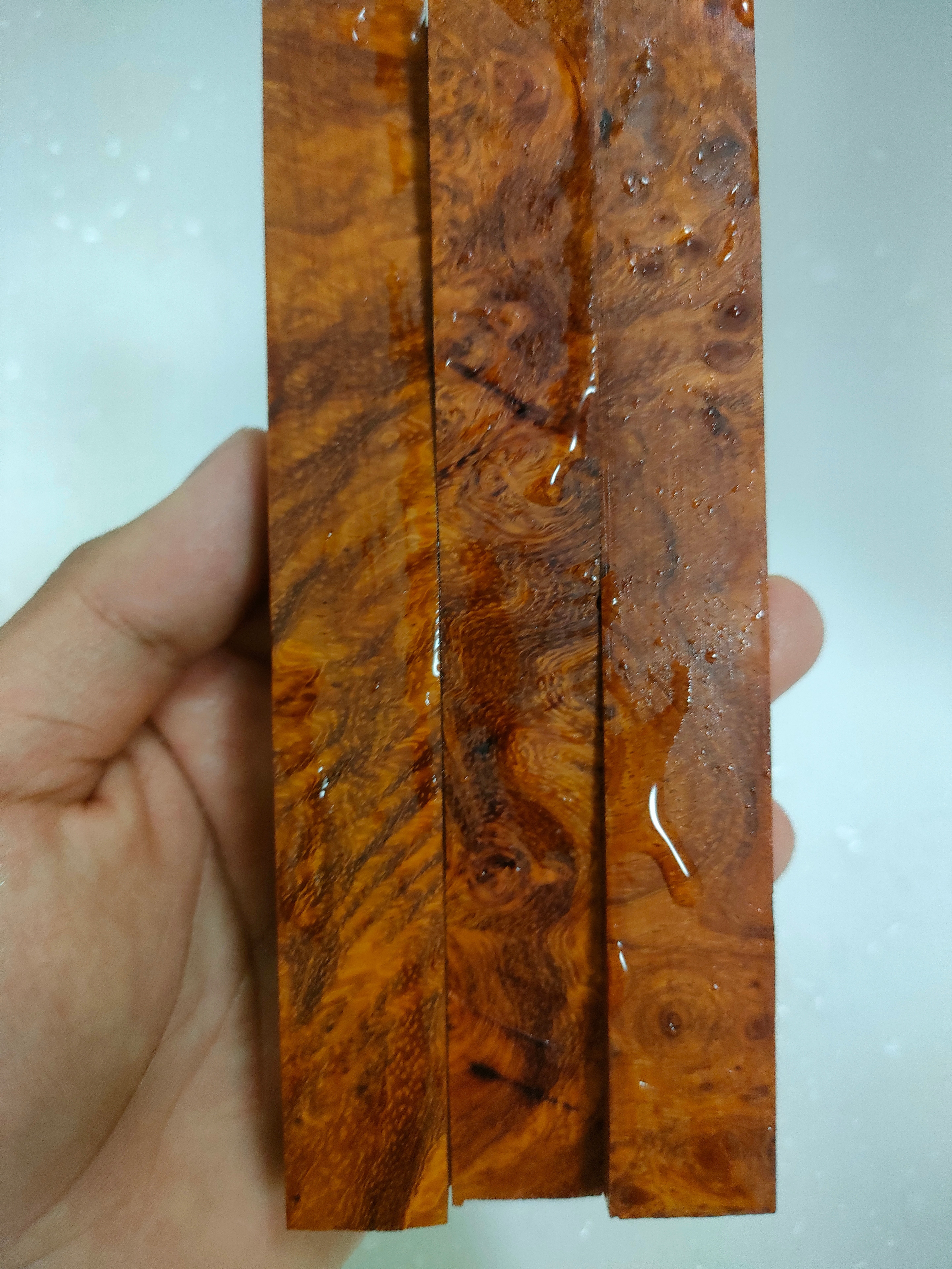 銘木紹介 Amboyna Burl(本花梨瘤)|ひつじの銘木な日記 銘木紹介 Amboyna Burl(本花梨瘤)|ひつじの銘木な日記
