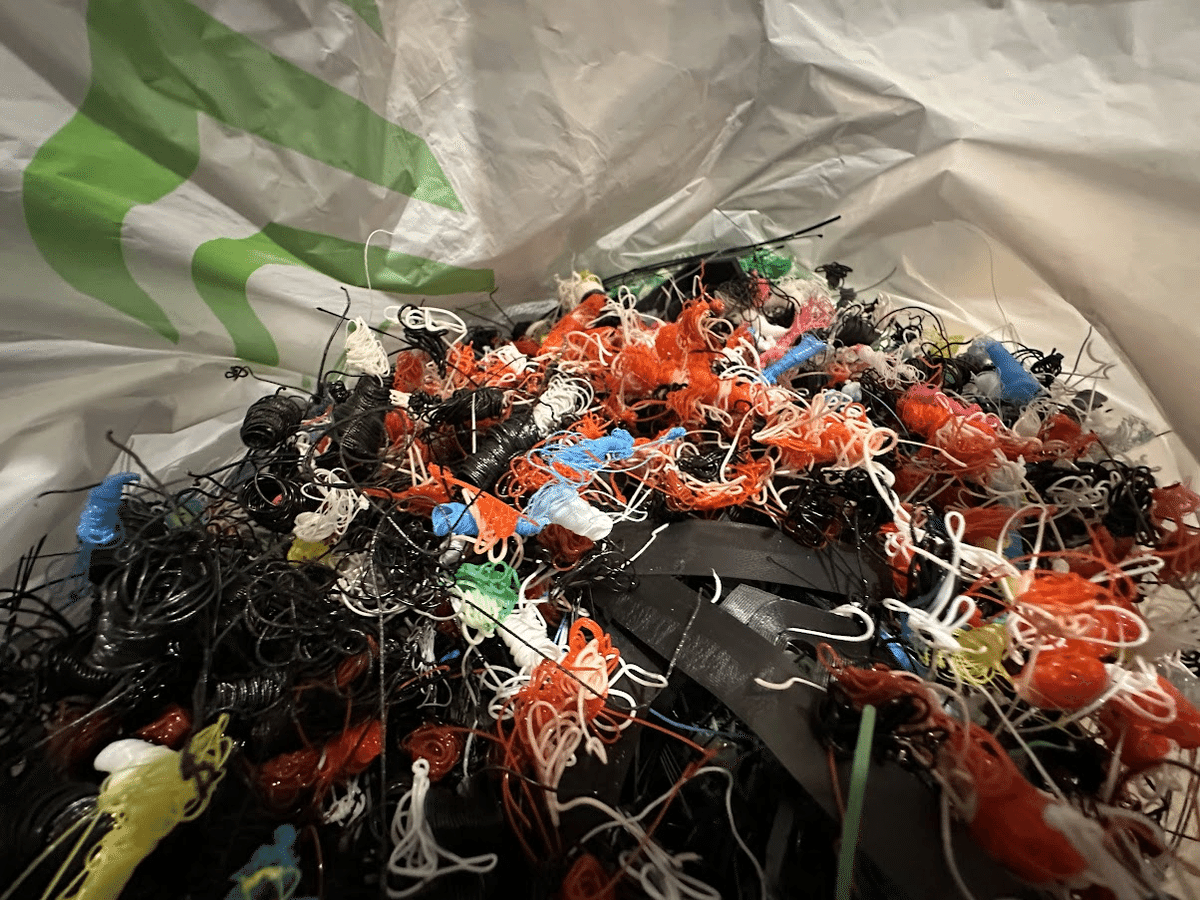 FFF式3Dプリンタで作った型と廃プラで圧縮成形｜ysk