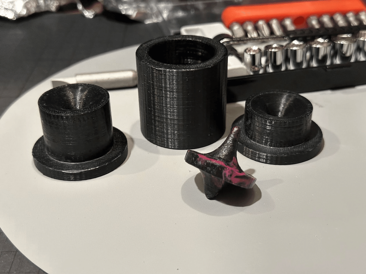 FFF式3Dプリンタで作った型と廃プラで圧縮成形｜ysk