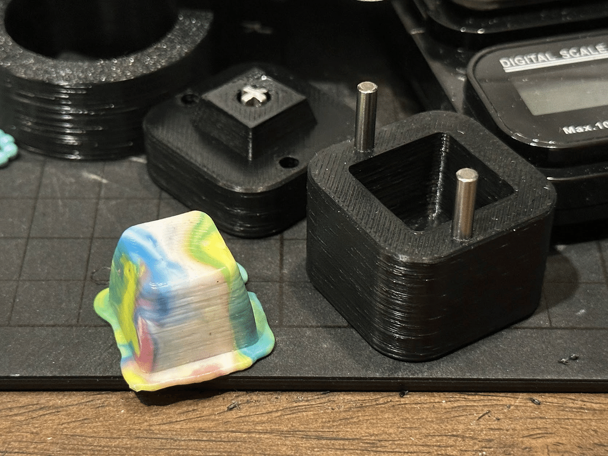 FFF式3Dプリンタで作った型と廃プラで圧縮成形｜ysk