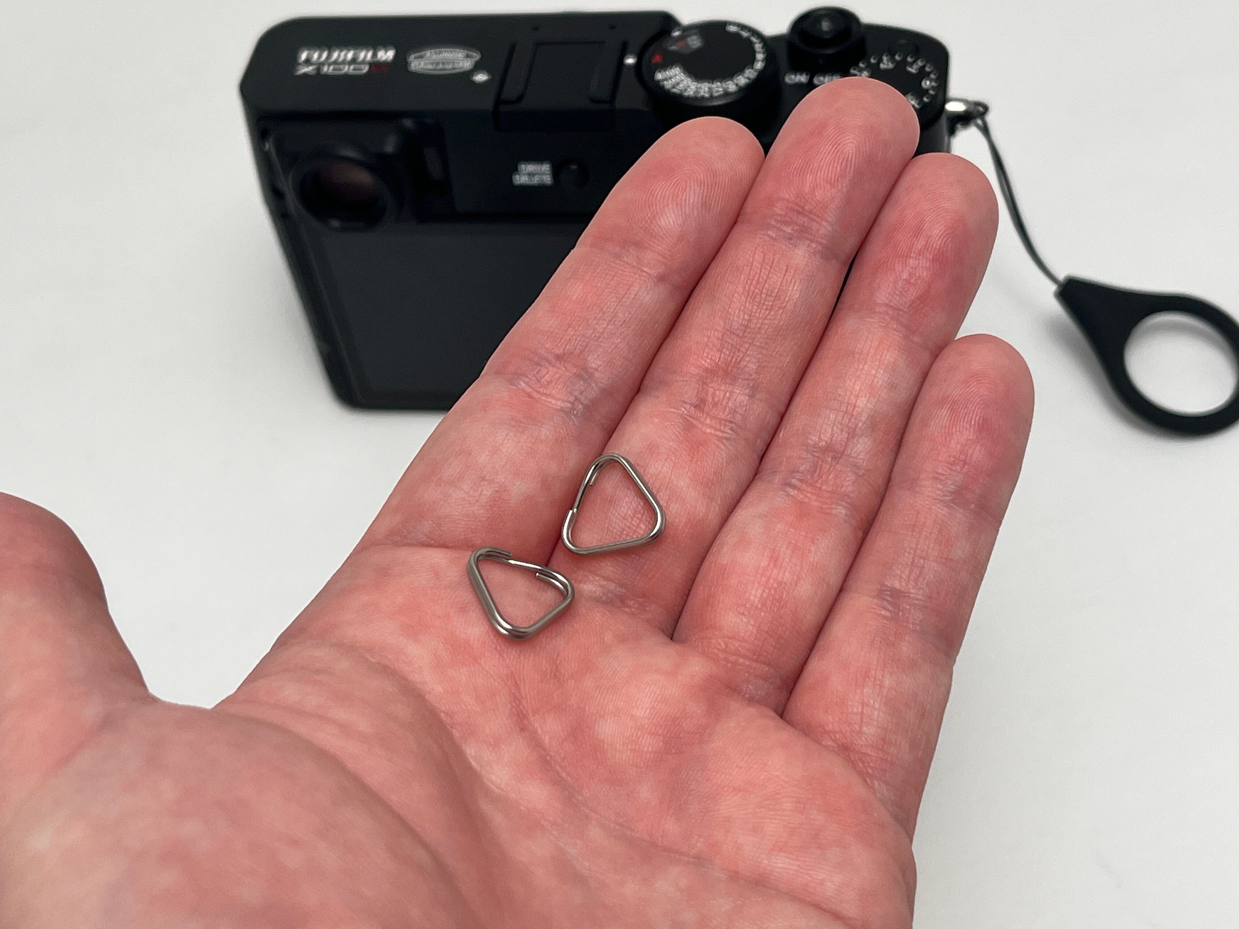 X100VIに最適な極小軽量ストラップを見つけた! エレコム リング X100VIに最適な極小軽量ストラップを見つけた! エレコム リング
