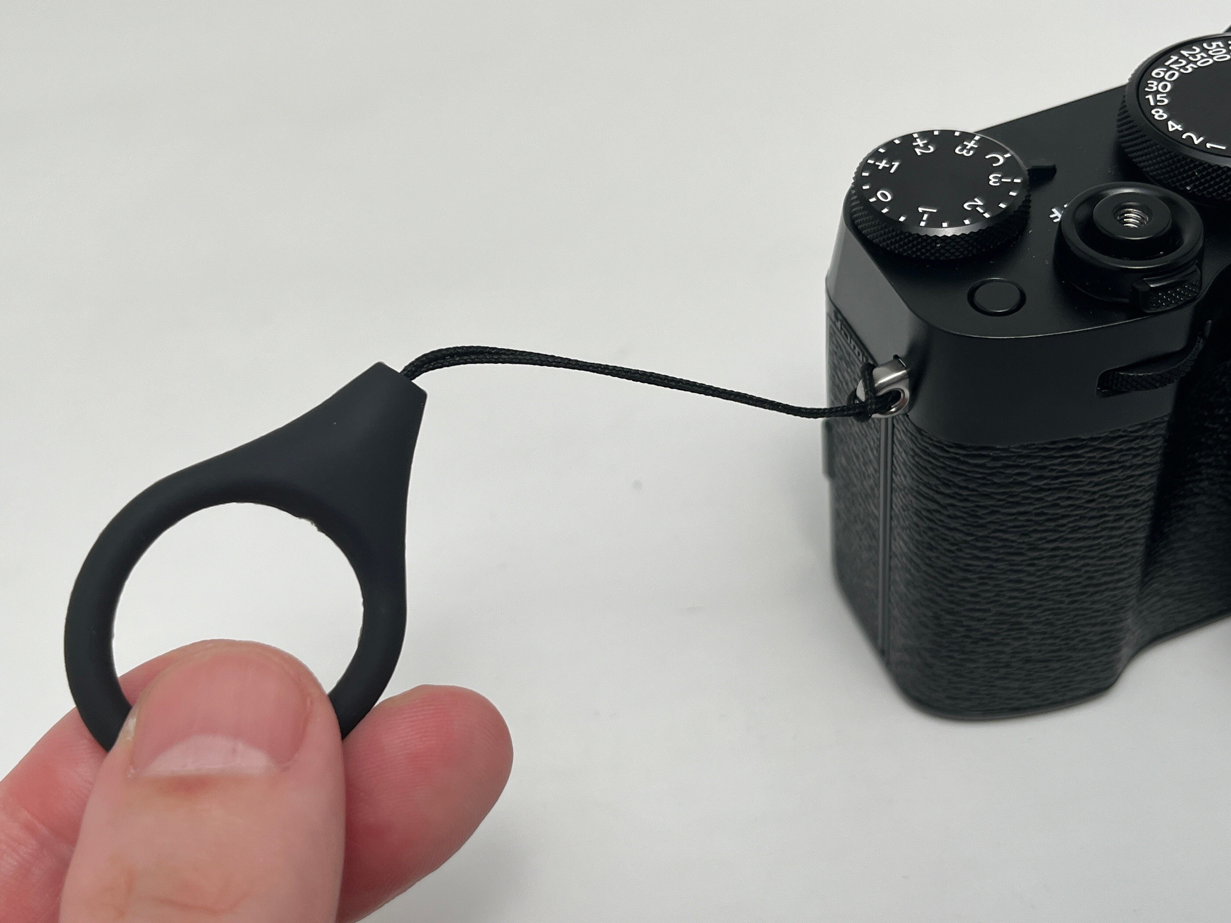 X100VIに最適な極小軽量ストラップを見つけた! エレコム リング X100VIに最適な極小軽量ストラップを見つけた! エレコム リング