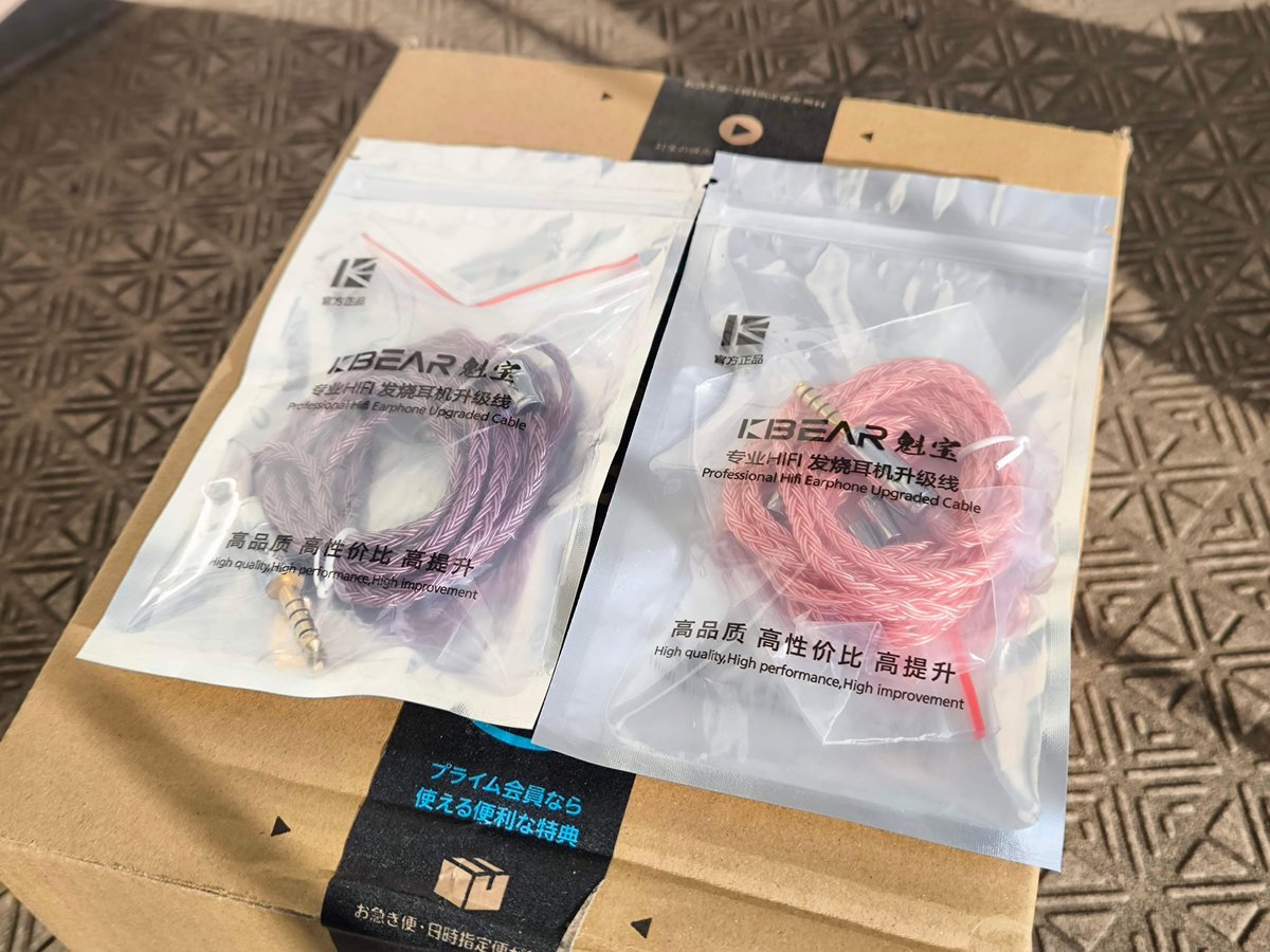 KBEAR ST18はポップでカラフルなイヤホンケーブル #PR｜西野績葉