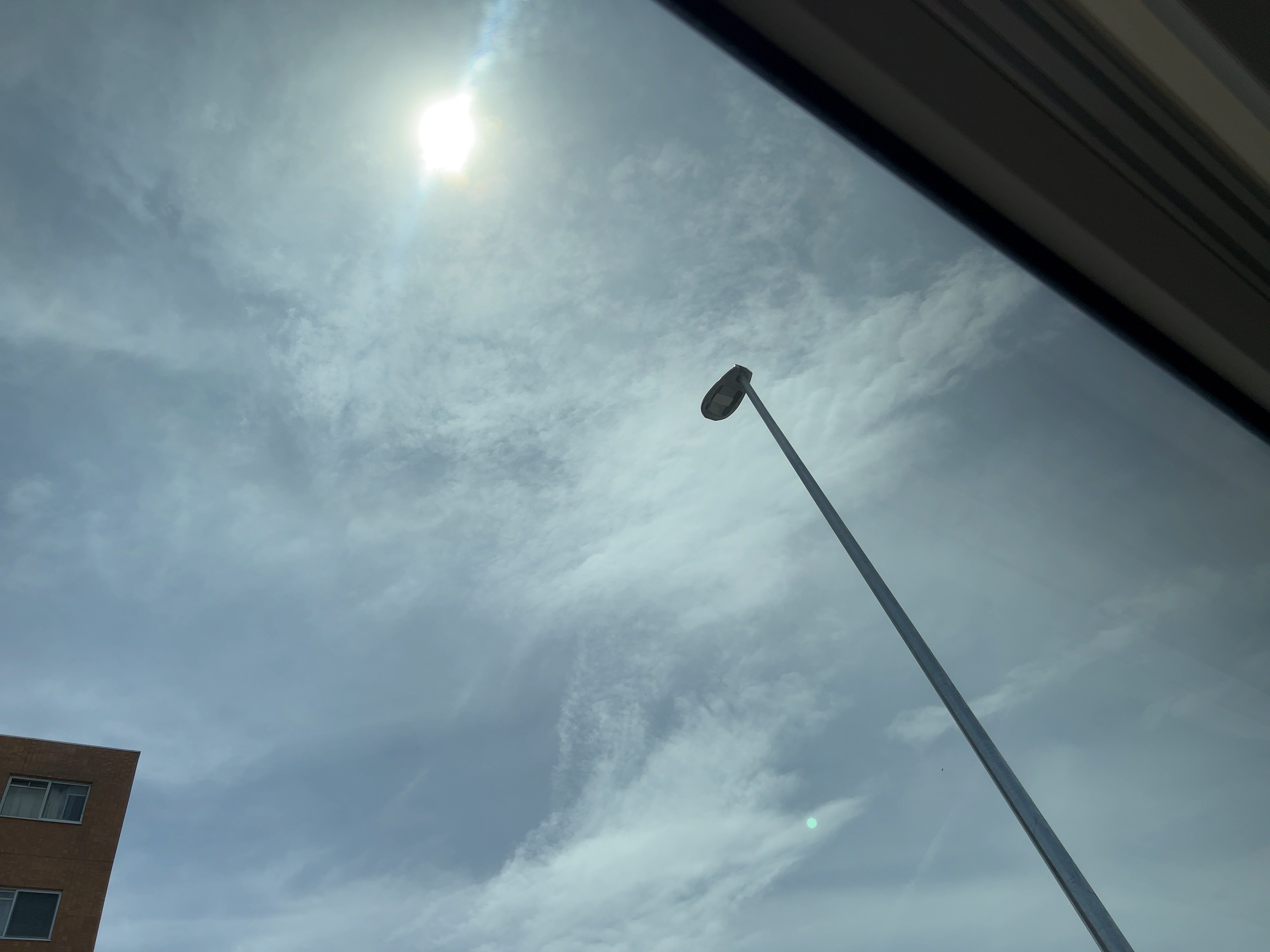 雨は降らない｜akiyaman/アキヤマヒロキ