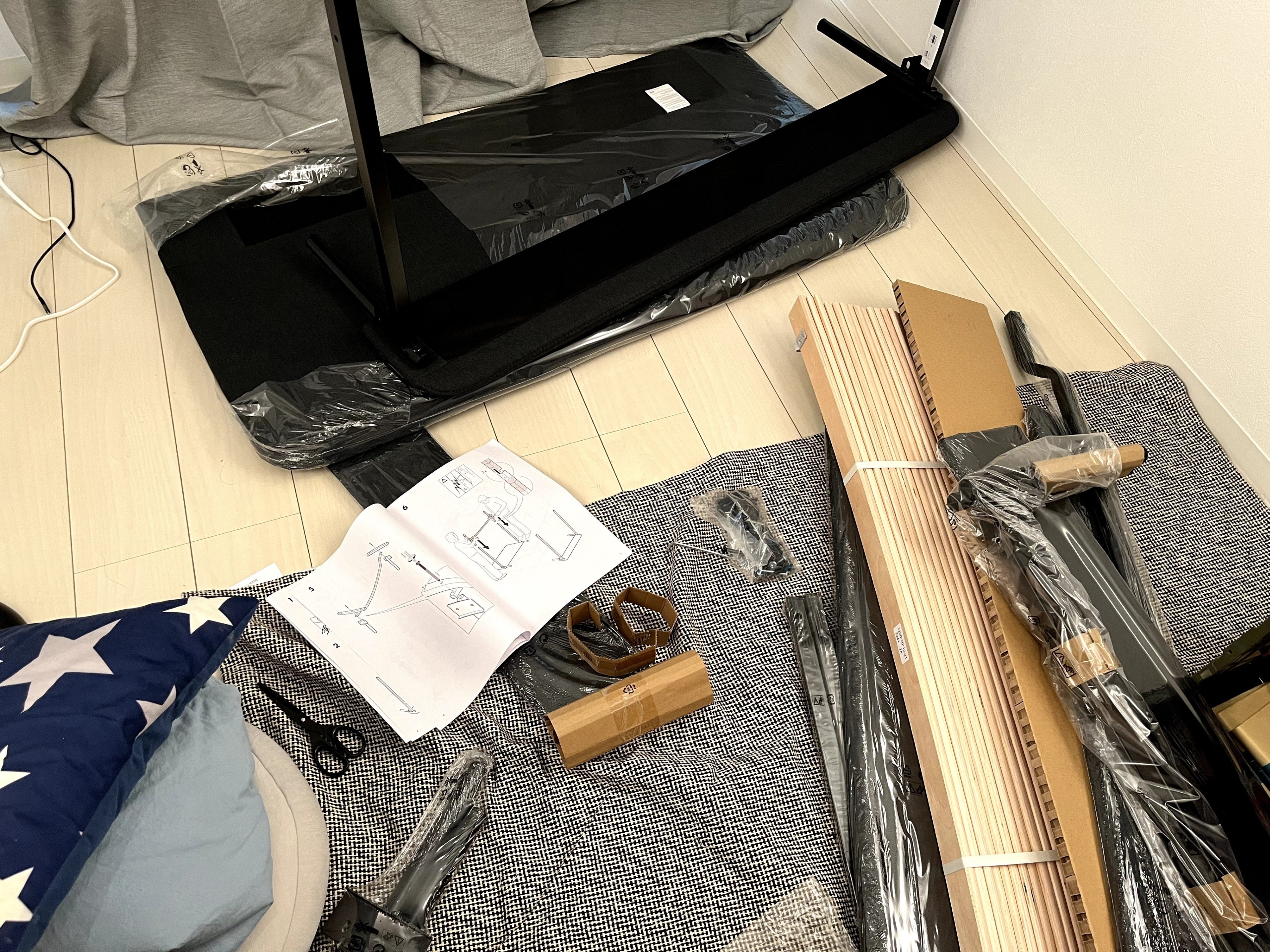 一人暮らし】ベッドが来ました!(IKEA SLATTUM)|Ishめえる 一人暮らし】ベッドが来ました!(IKEA SLATTUM)|Ishめえる