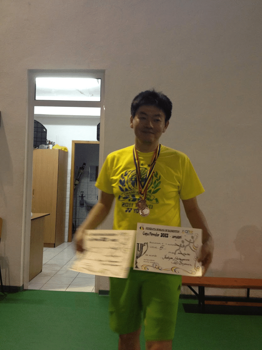 海外出張エンジニアがブカレストでバドミントンをする（2012～13年）｜Yoshiya Nakagawa