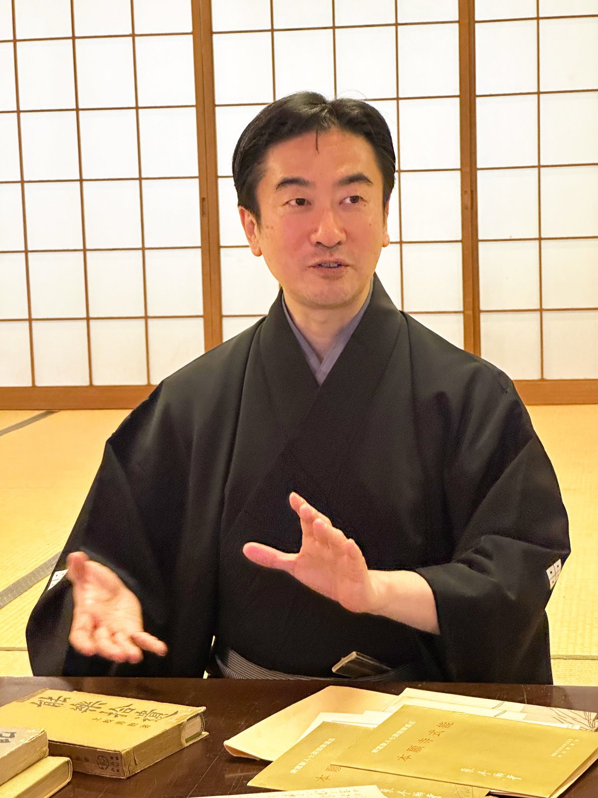 【能は眠くなってからが美しい！？ 佐々木多門先生に聞く能の魅力・新作能「親鸞」の見どころ】｜武蔵野大学広報課