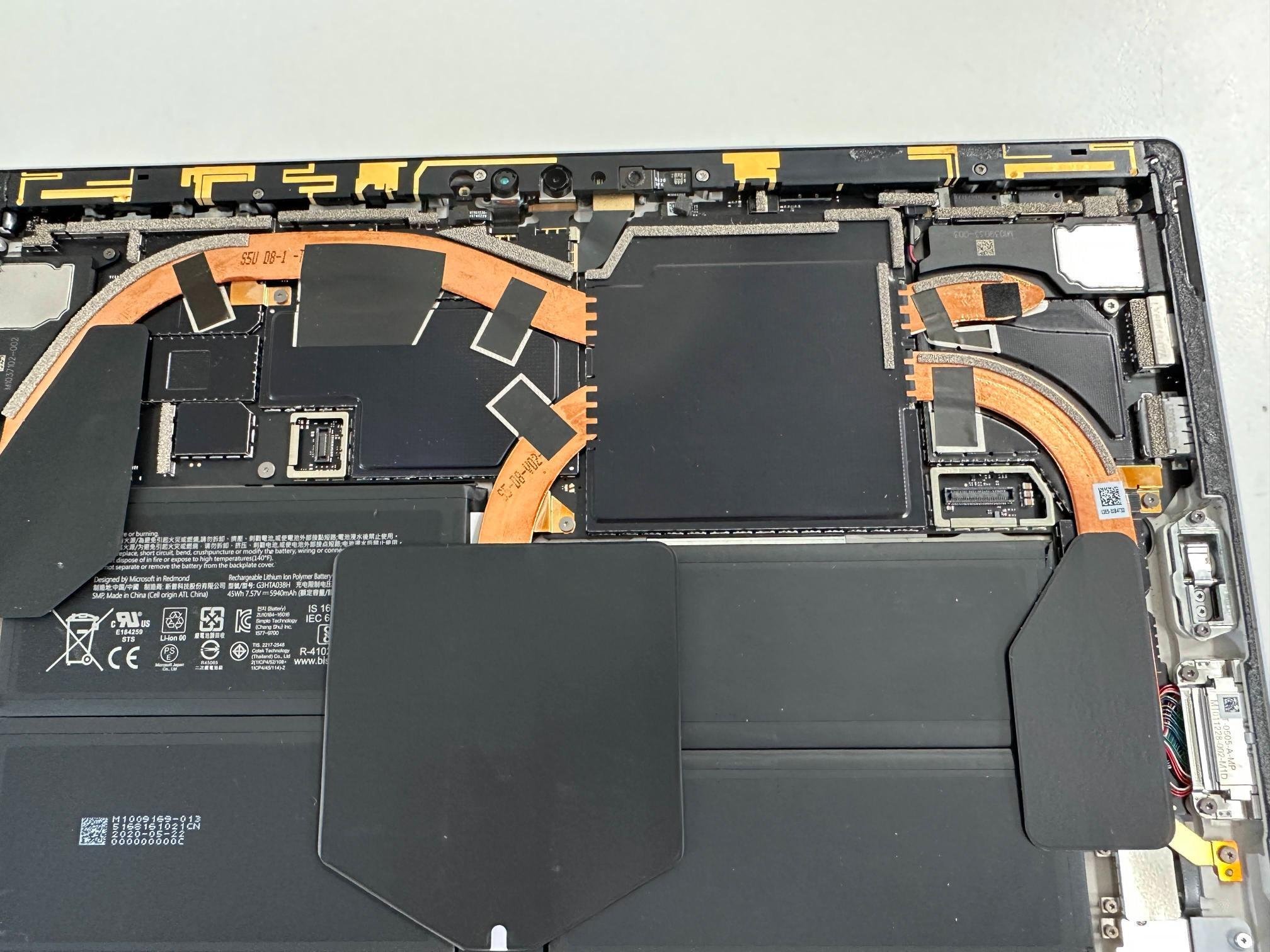Surface Pro LTE Advancedの電池交換を23980円で対応中!法人 Surface Pro LTE Advancedの電池交換を23980円で対応中!法人