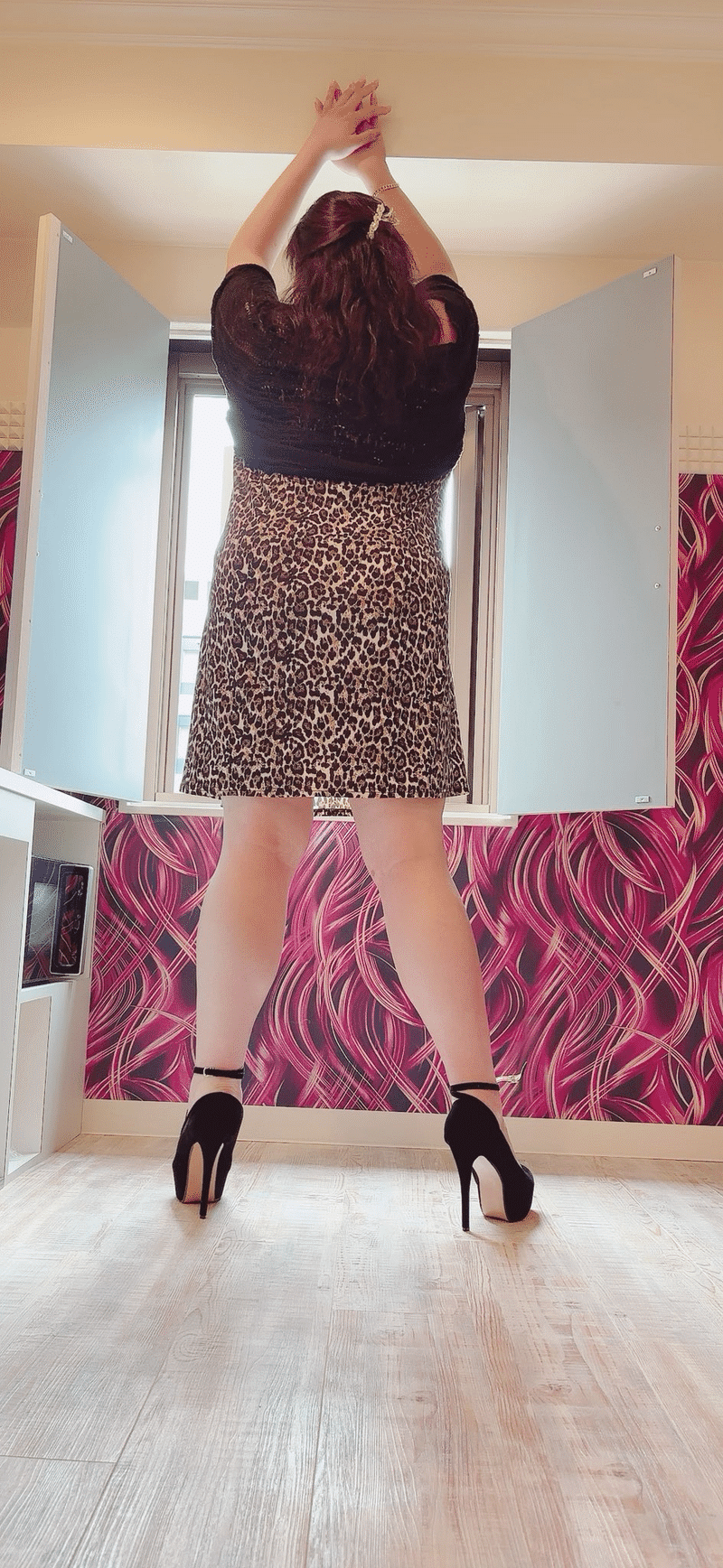 自己記録更新【185cm】セクシー女優のTOMOKA様｜比較ライフ