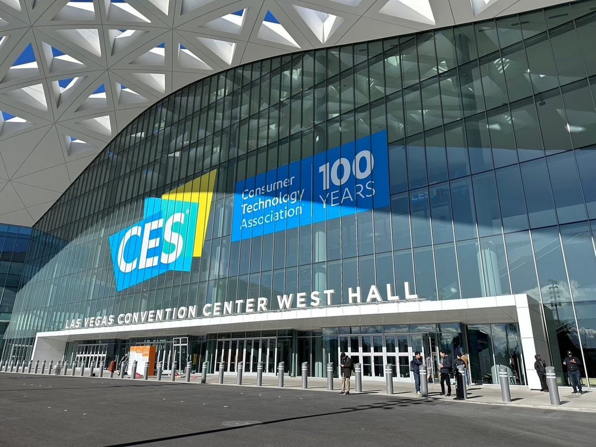 MetaStep編集部、海外取材の裏側を覗き見！｜JapanStep（ジャパンステップ）の公式note