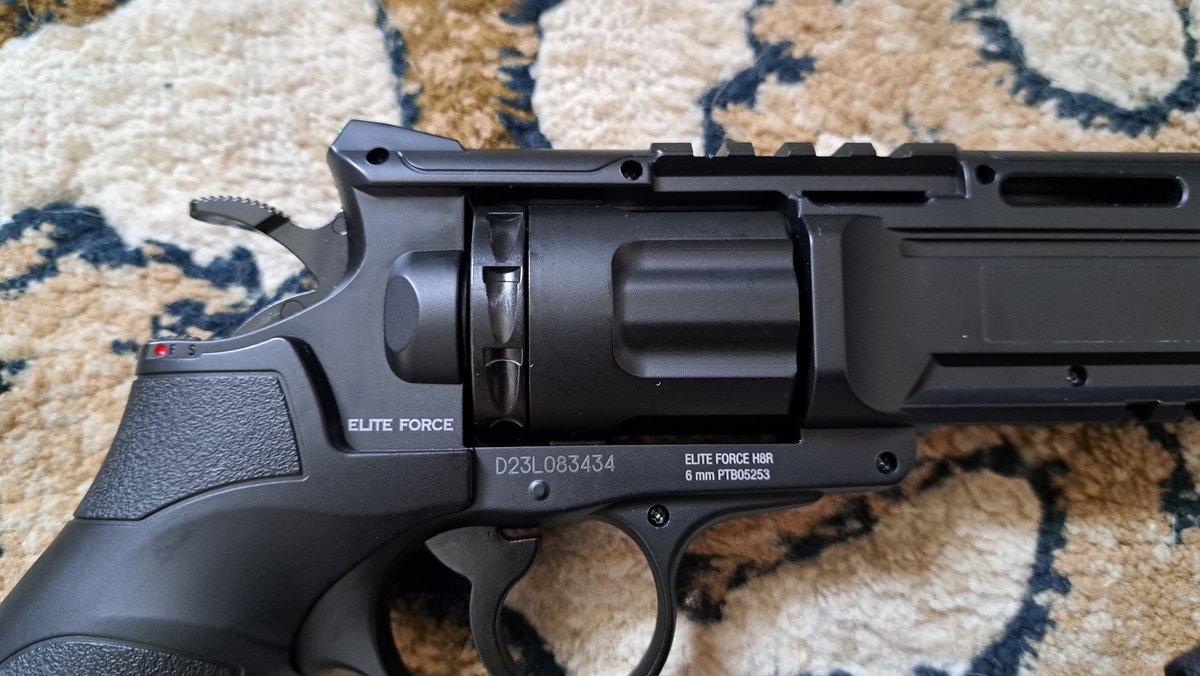 UMAREX ELITE FORCE H8R GEN2 CO2ガスリボルバー エアガンレビュー｜郭公