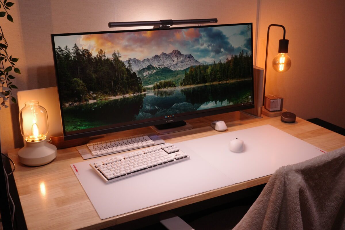 FlexiSpot E7Hレビュー：耐荷重160kg！最強の安定感を誇る電動昇降デスク！｜ケイカク