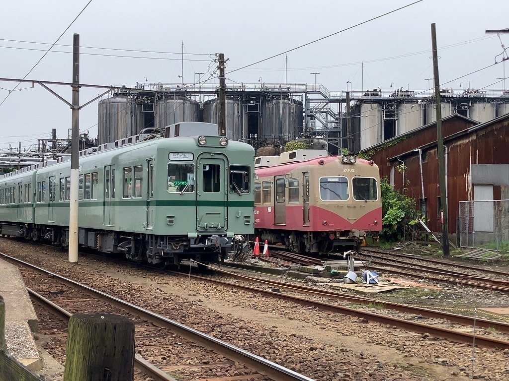 E259系「成田エクスプレス」と「しおさい」乗り継ぎの旅｜Yukimura Ani