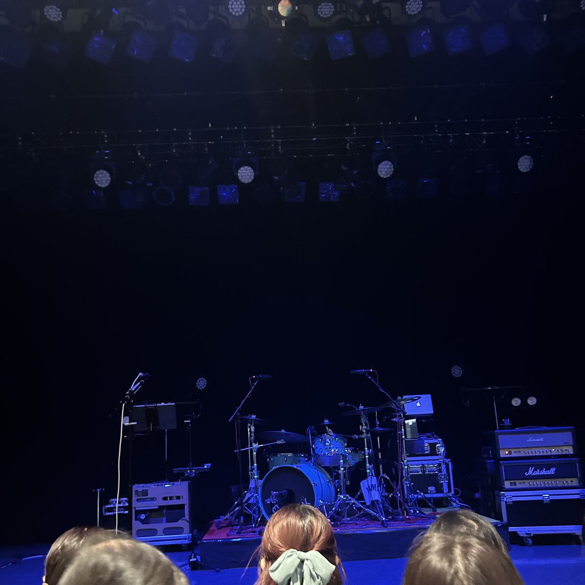 振り向けばいつでも君がいたんだ 思い出してしまうよ 〜KEYTALK FC設立10周年記念ワンマンライブ 広がる広がるKEYTALKの輪〜｜👾