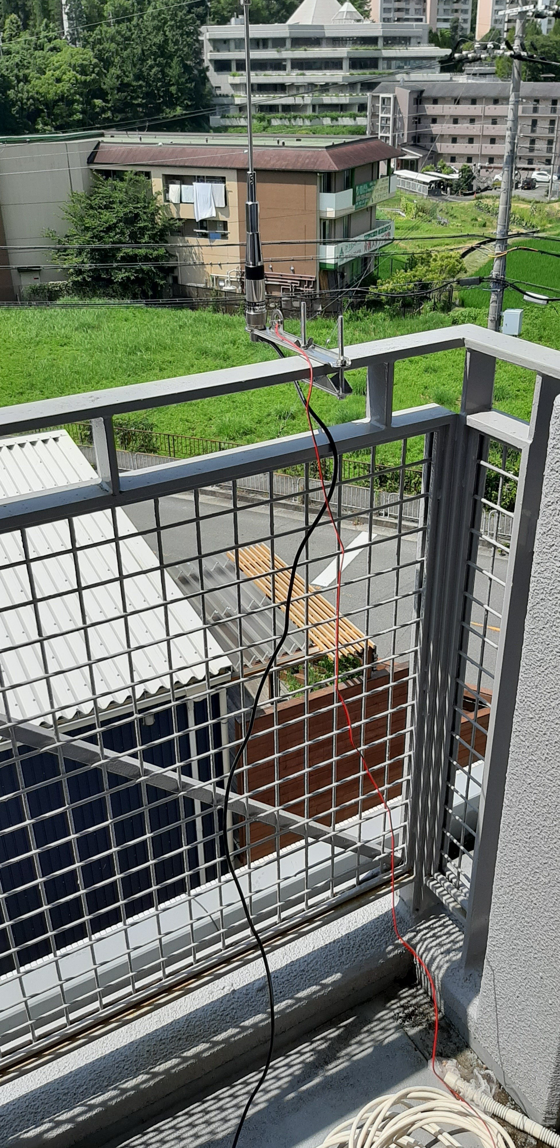 モービルホイップアンテナ(7MHz帯域用)のアースの取り方｜JQ3JXI