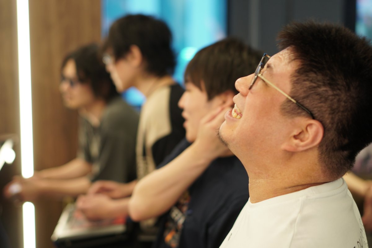 eスポーツ秘密基地に潜入！「REJECT HUB」にレジェンドプレイヤーが集結｜ソニー株式会社｜広報note