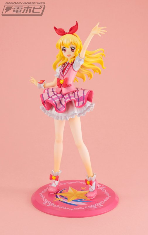 アイカツ! 10th STORY 未来へのSTARWAY』より、星宮いちごが アイカツ! 10th STORY 未来へのSTARWAY』より、星宮いちごが